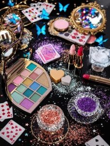 9 Best Alice in Wonderland Makeup Collections That Are Pure Magic ...
